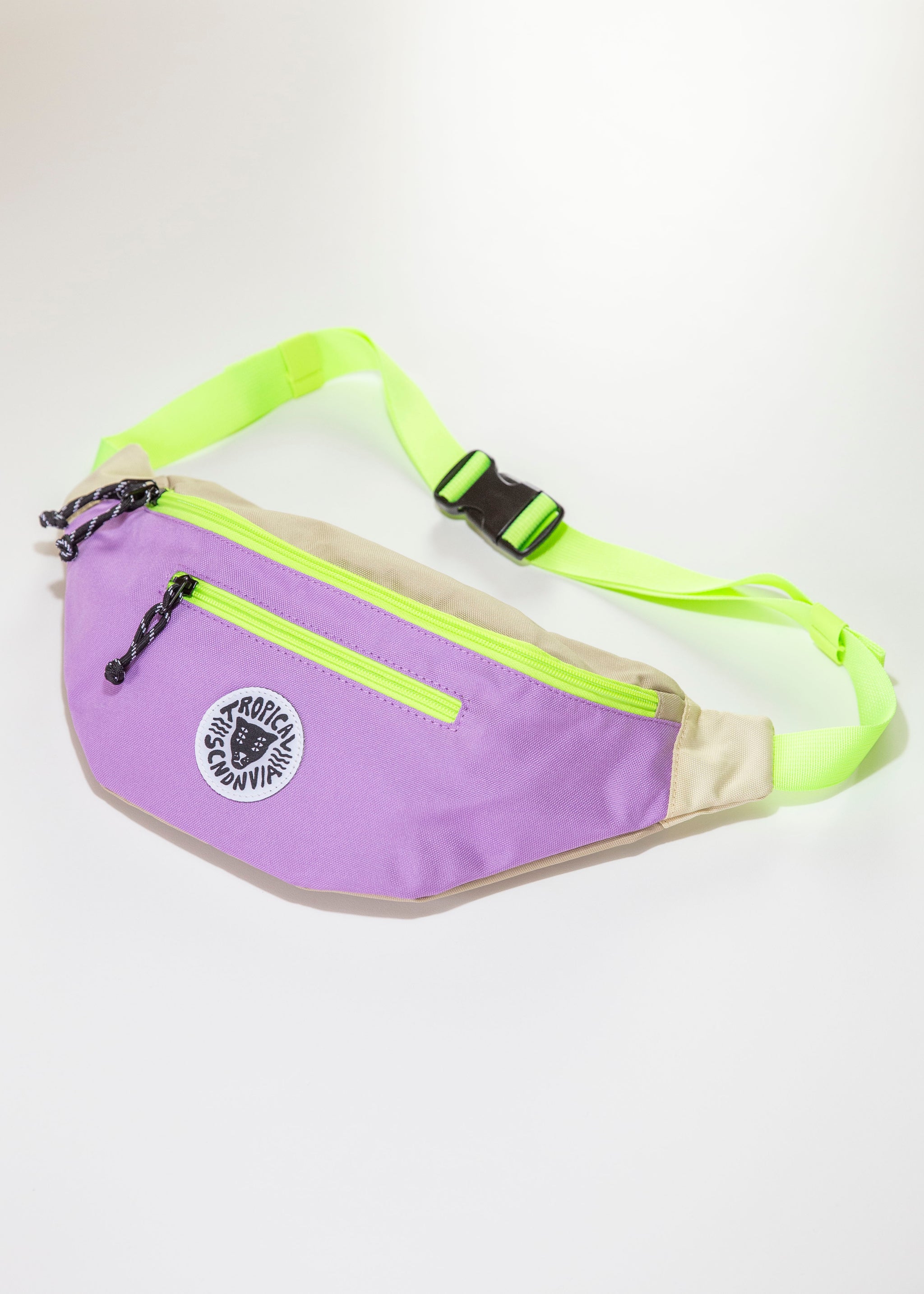 Protector bum bag / large – Tropical Scandinavia